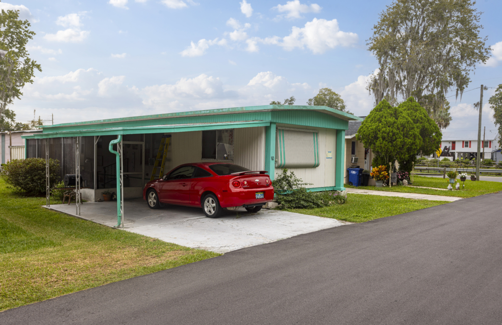 Hunter Springs Mobile Home Park | Parakeet Communities